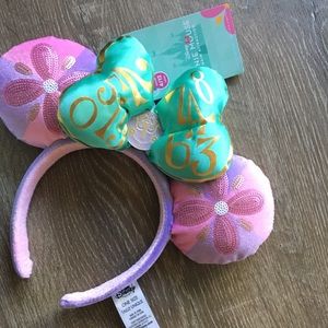 Disney | Accessories | Minnie Mouse April 220 Main Attraction Earsmug ...